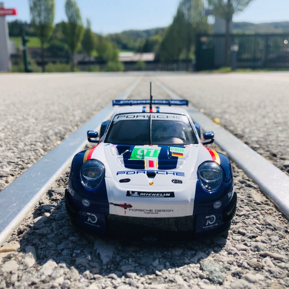 Porsche 911 RSR #91 „956 Design“ | Carrera